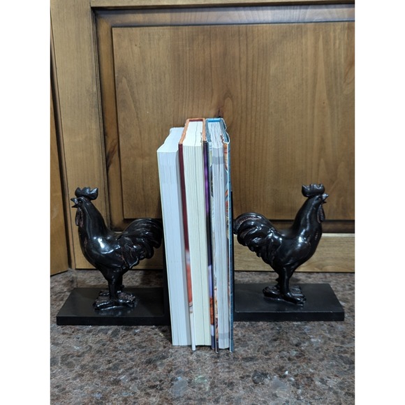 The Unbranded Brand | Accents | Vintage Resin Rooster Bookends ...